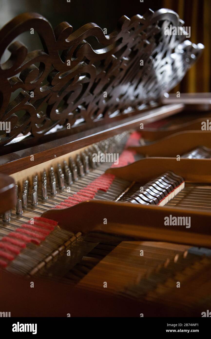 Fortepiano hi-res stock photography and images - Alamy