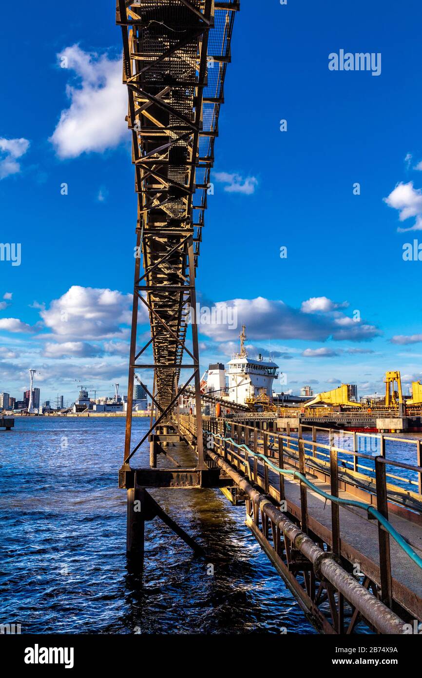 Angerstein aggregates wharf hi-res stock photography and images - Alamy