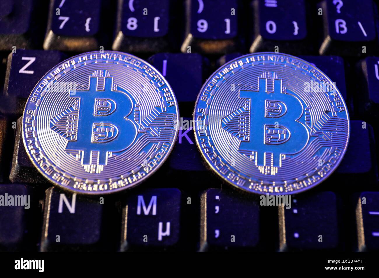 Bitcoin coins. [automated translation] Stock Photo - Alamy