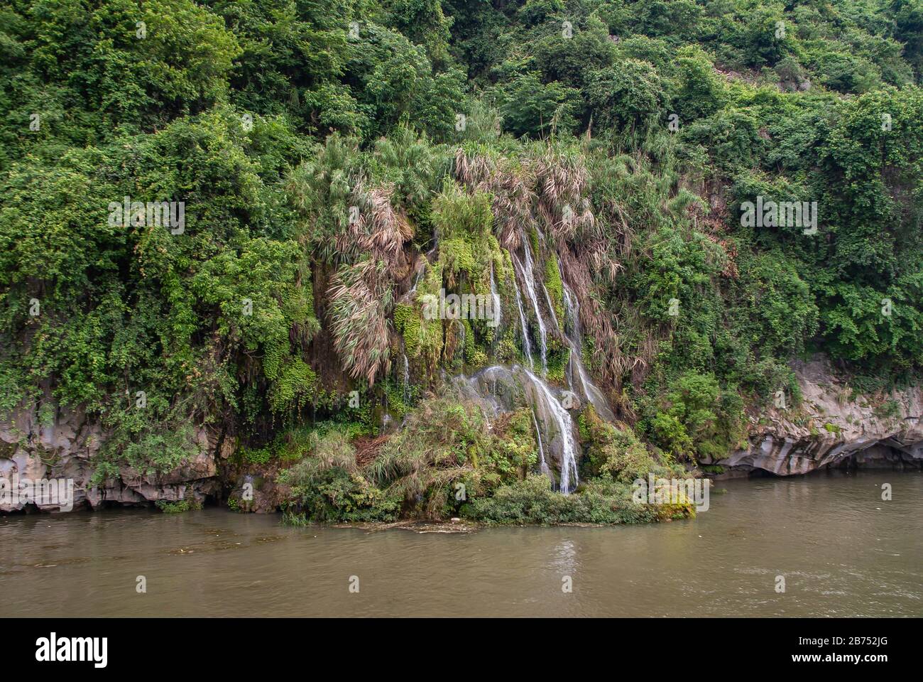 Multiple streams hi-res stock photography and images - Alamy