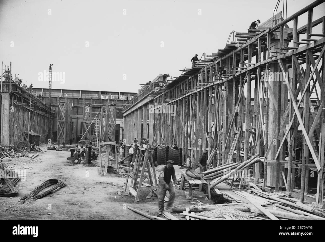 1930-1940. Vintages photos of Fiat Big Motors factory , fabbrica Grandi ...
