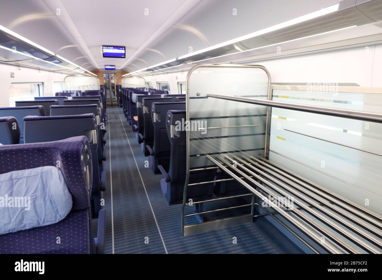 View into a 2nd class compartment of the ICE 4. From December 2018 on ...