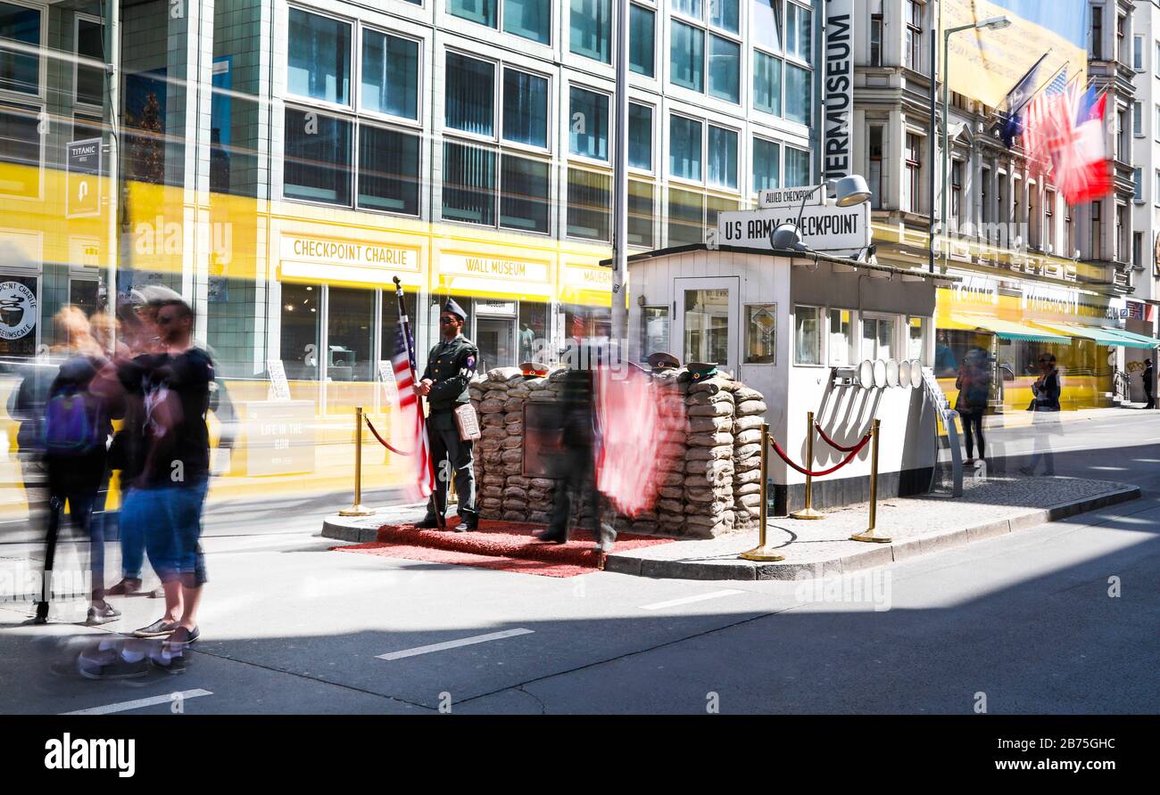 American checkpoint hi-res stock photography and images - Alamy