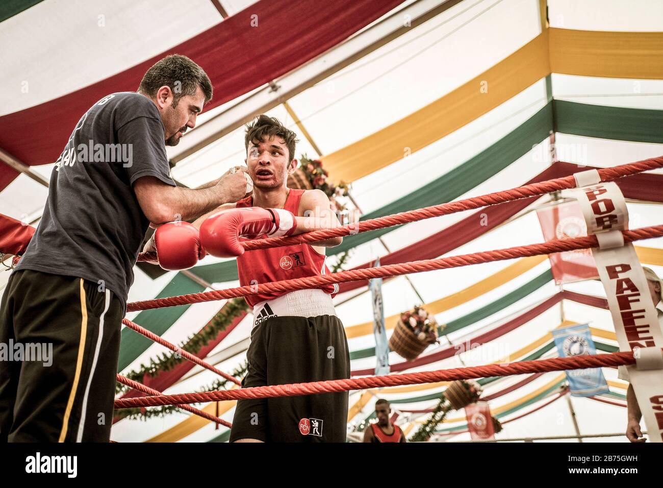 Fairground boxer hi-res stock photography and images - Alamy