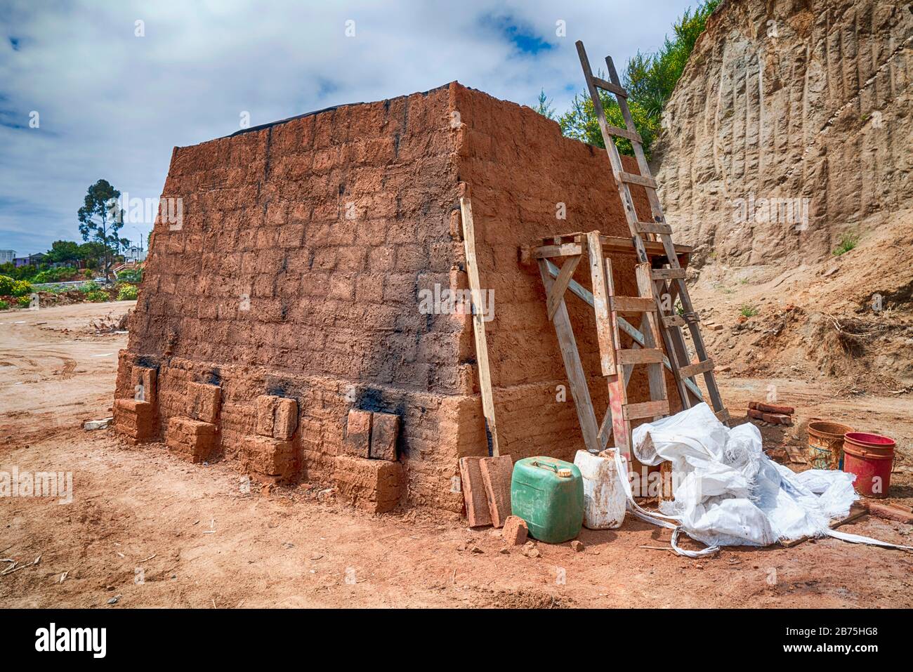Clay furnace hi-res stock photography and images - Alamy