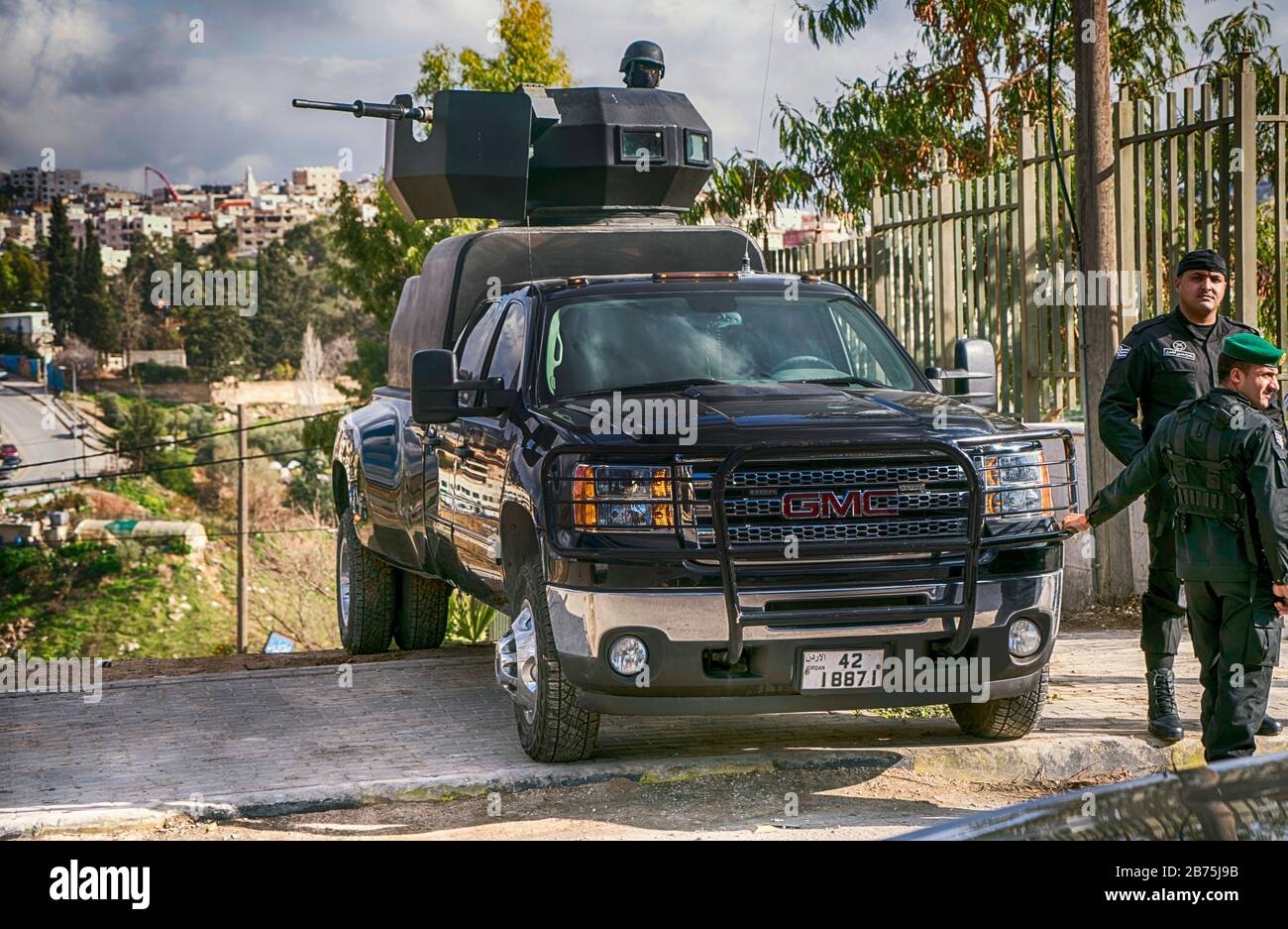 Jordan police vehicle hi-res stock photography and images - Alamy