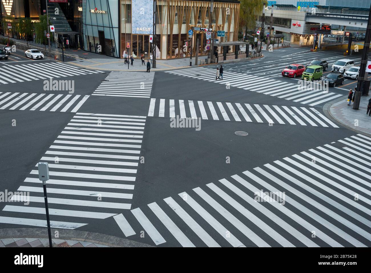 01.01.2018, Tokyo, Japan, Asia - A pedestrian crossing in Tokyo's Ginza ...