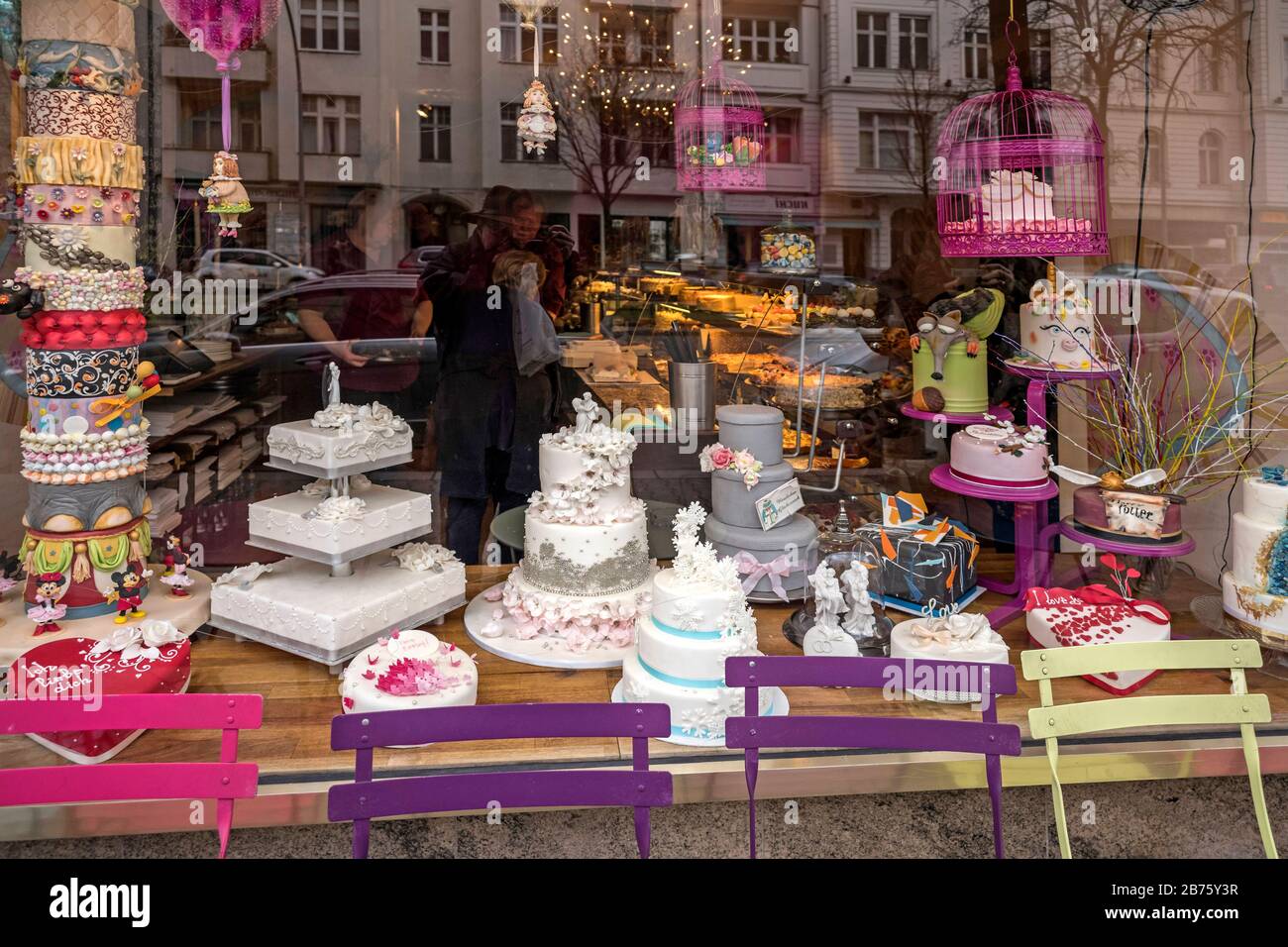 Cake Shop Berlin High Resolution Stock Photography and Images - Alamy