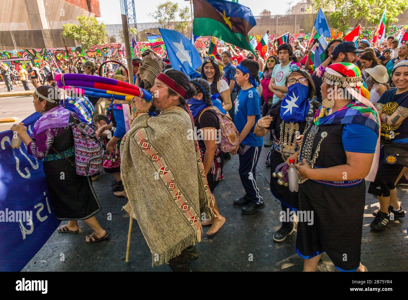 Mapuche ethnic group hi-res stock photography and images - Alamy