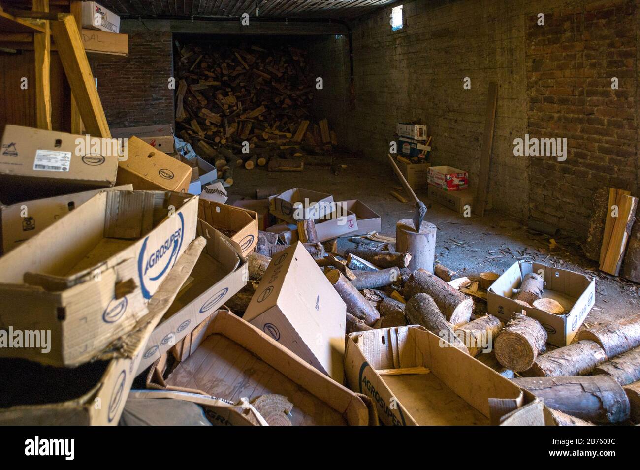 Torture Cellar High Resolution Stock Photography and Images - Alamy