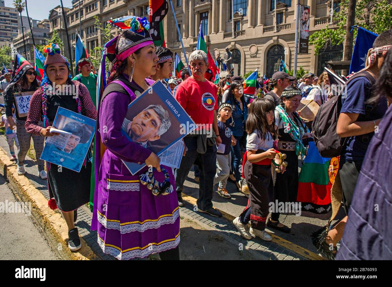 Mapuche ethnic group hi-res stock photography and images - Alamy