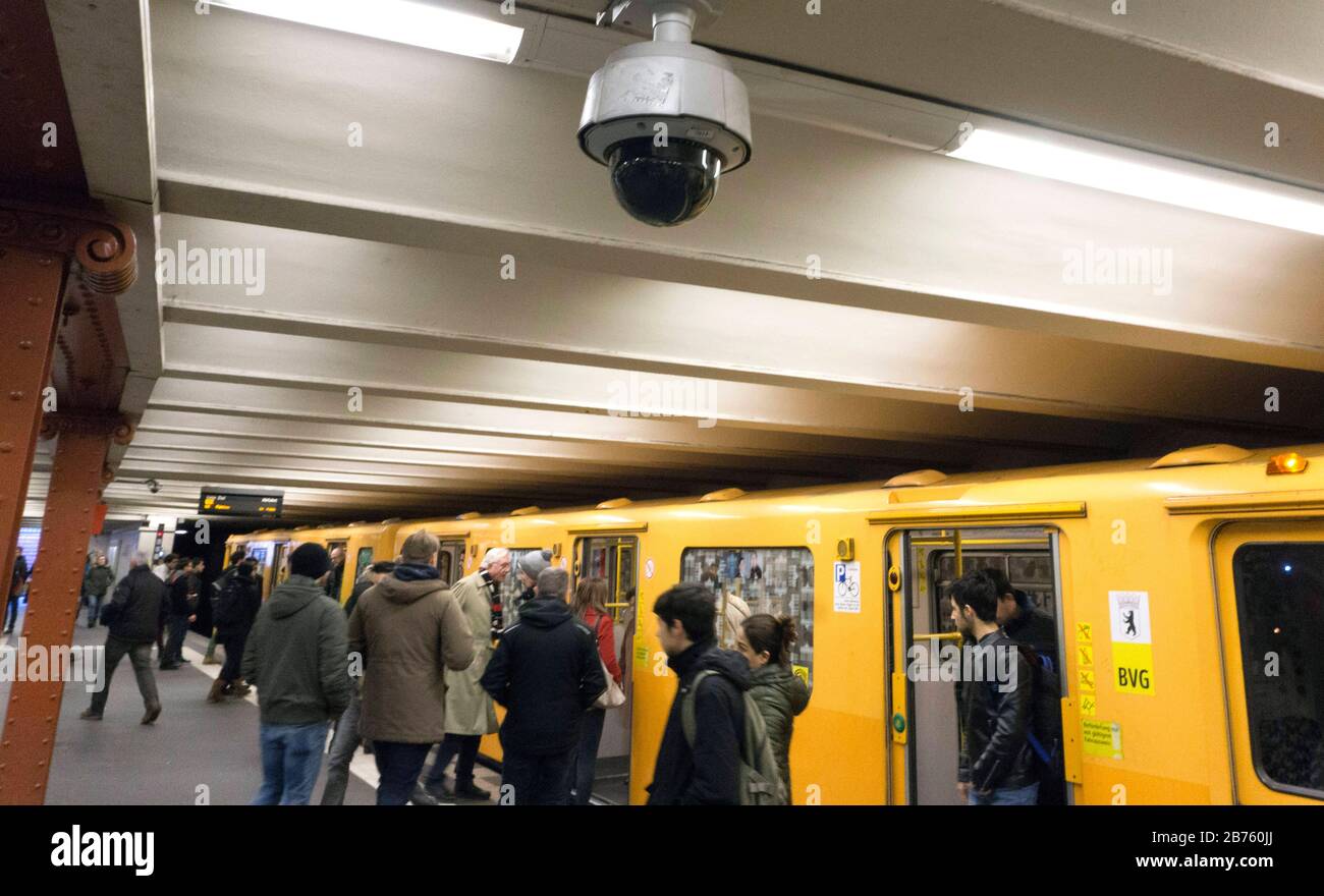 Bvg buses hi-res stock photography and images - Alamy