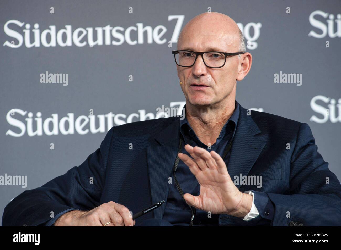 Timotheus hi-res stock photography and images - Alamy