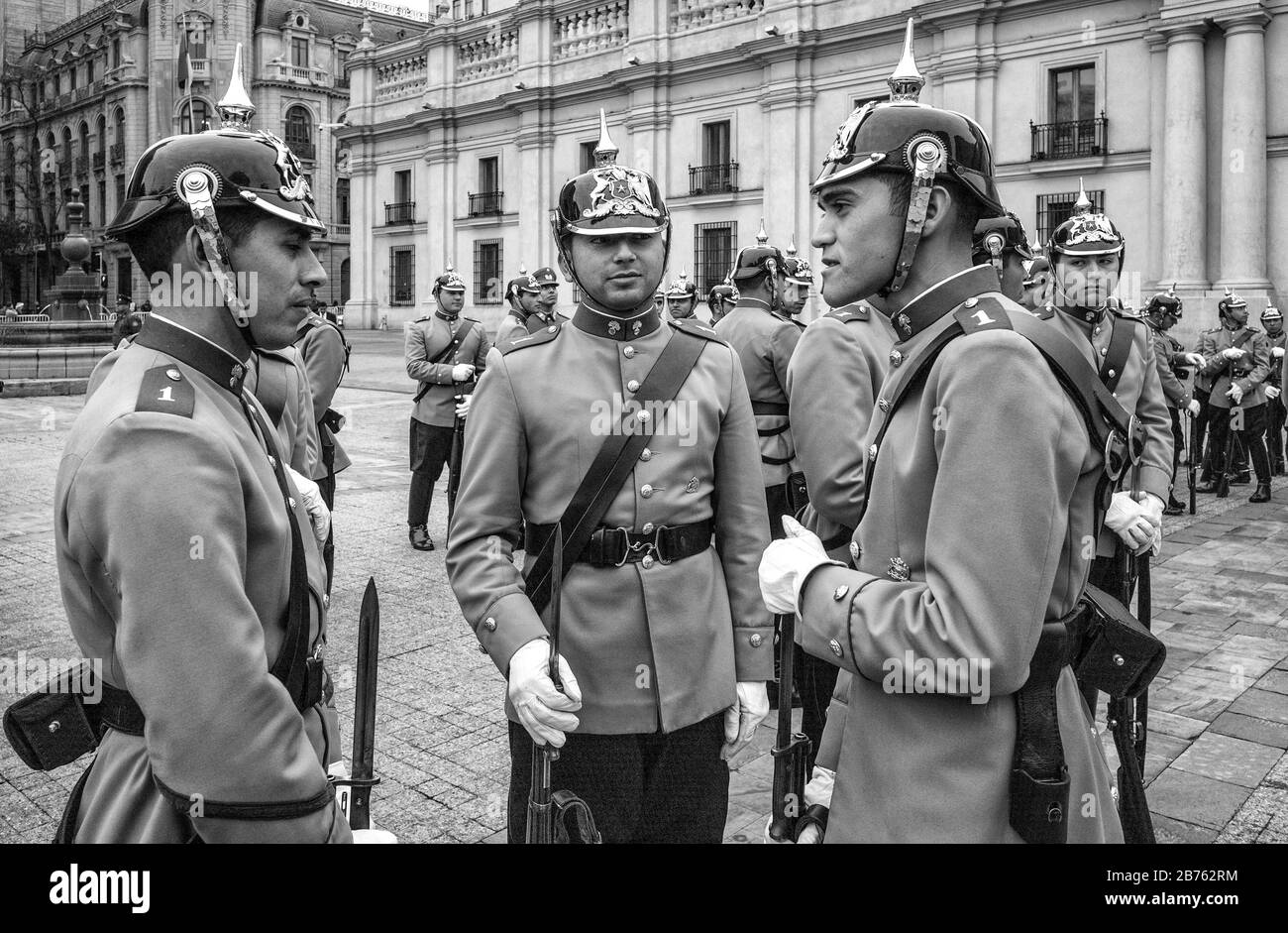 Band of the grenadier guard hi-res stock photography and images - Alamy