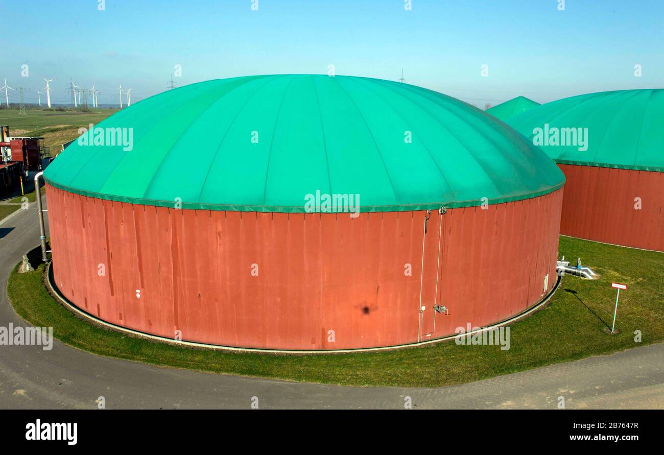 Bioreactor tank hi-res stock photography and images - Alamy