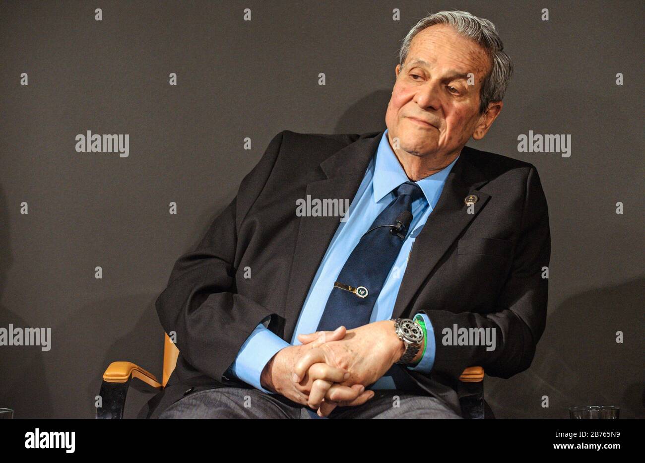 Execution witnesses hi-res stock photography and images - Alamy