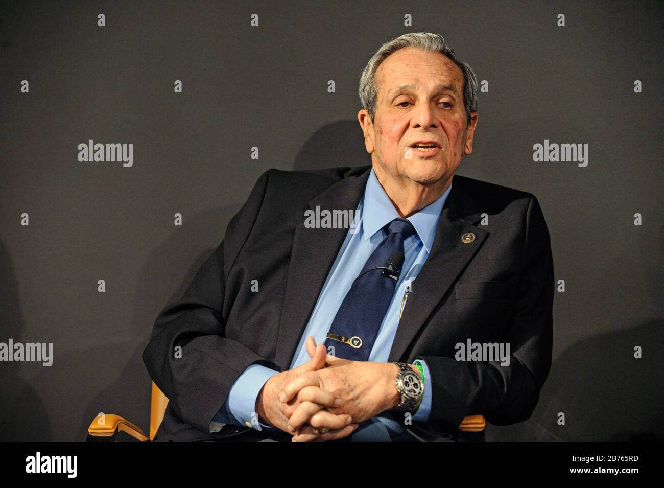 Execution witnesses hi-res stock photography and images - Alamy