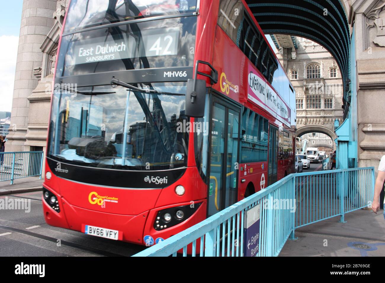 Doube decker bus hi-res stock photography and images - Alamy