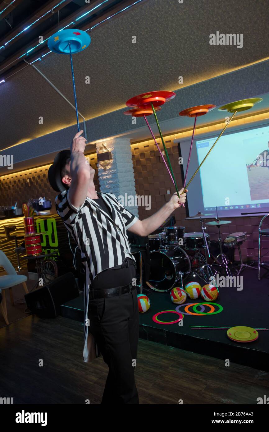 Fun with Spinning Plates .balancing a spinning plate. A collection of ...