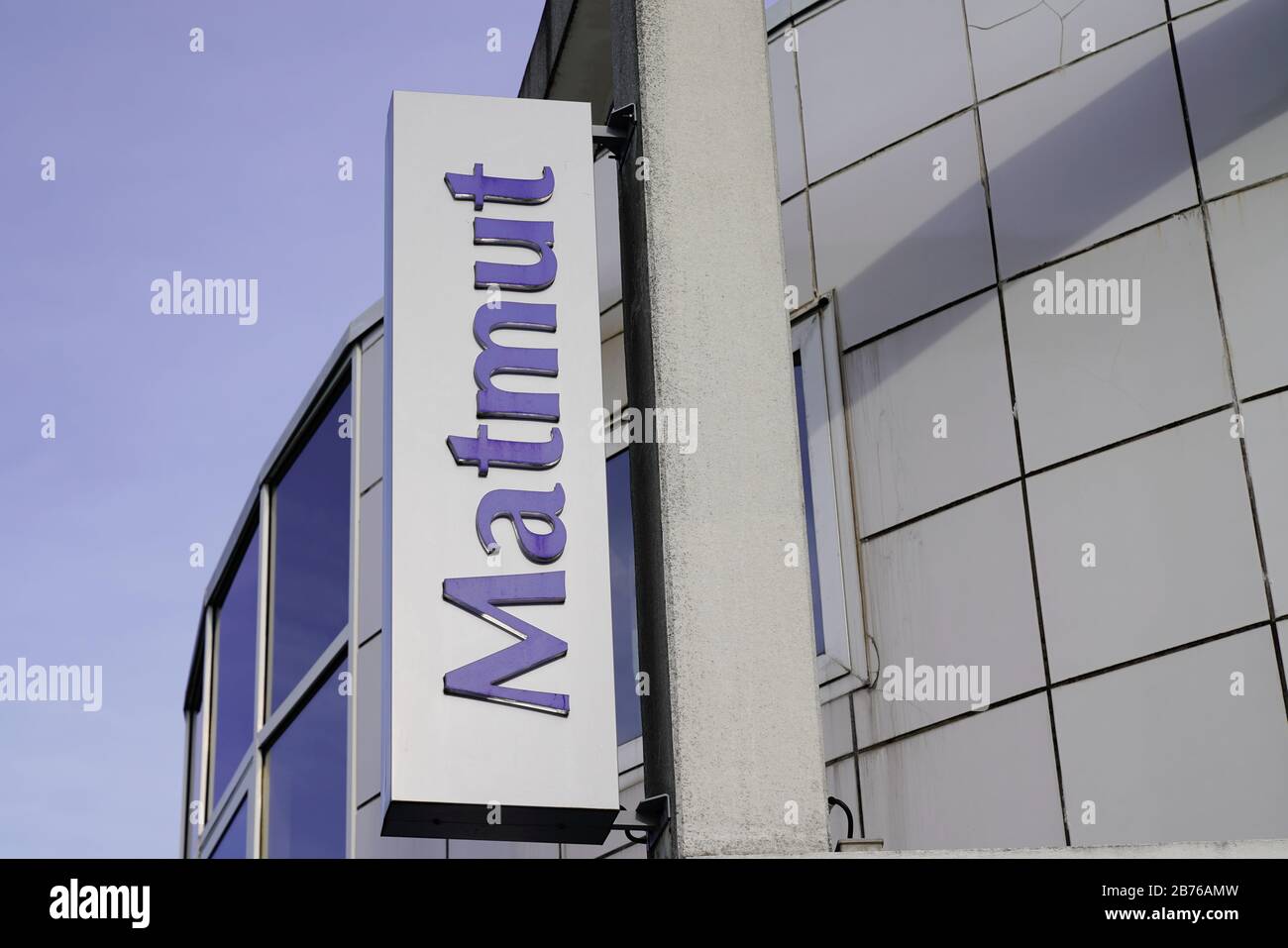 Matmut Sign High Resolution Stock Photography and Images - Alamy
