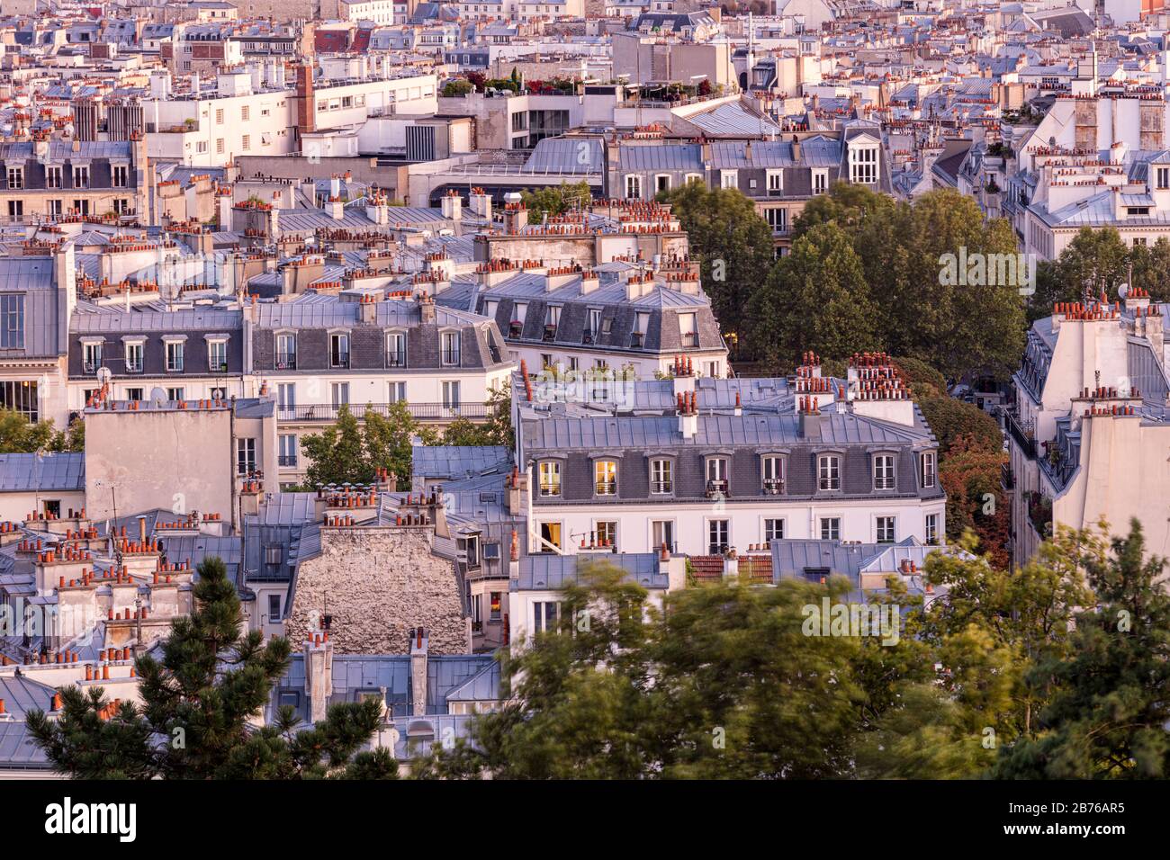 French rooftops hi-res stock photography and images - Alamy