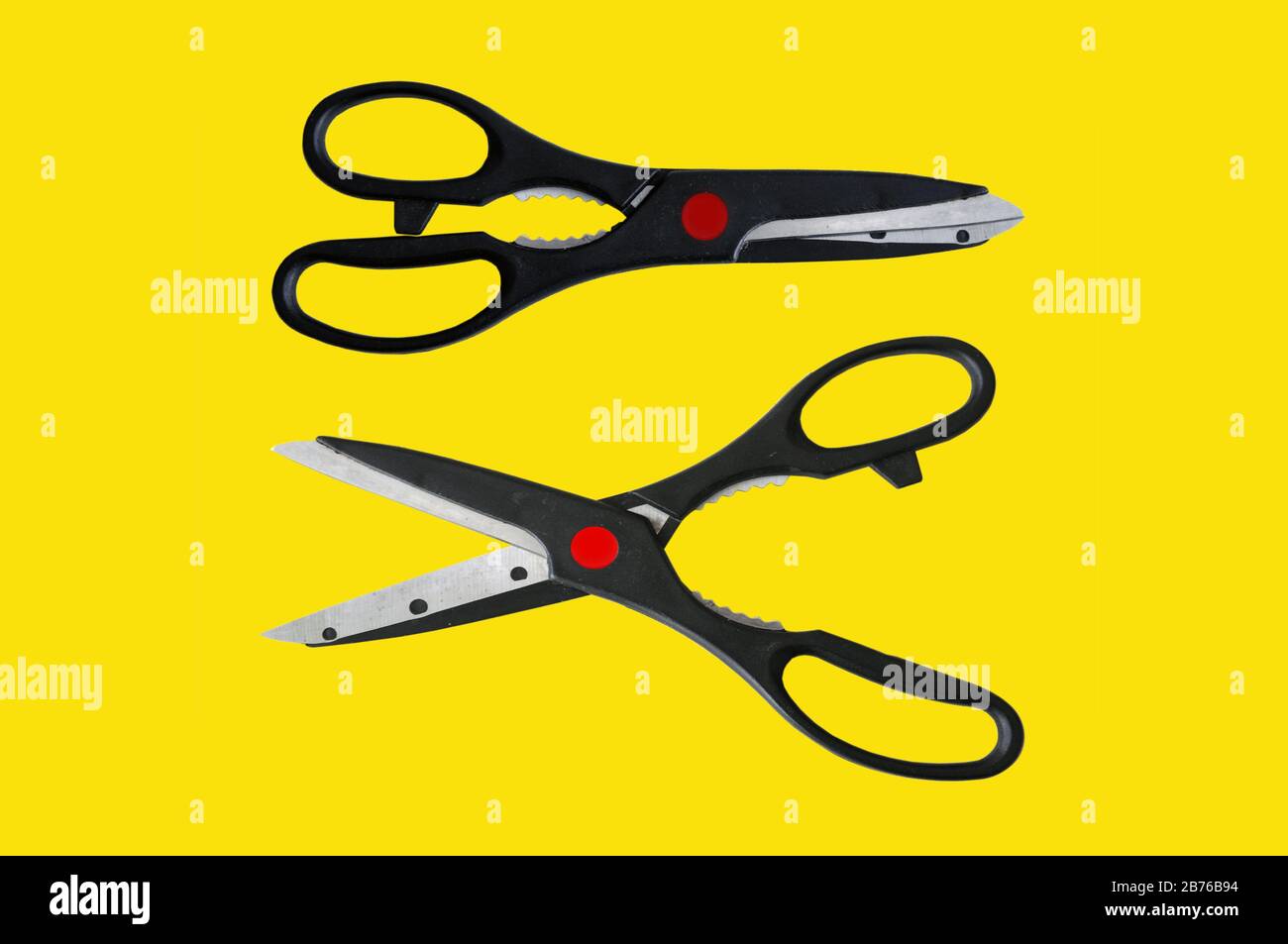 Open black hair hi-res stock photography and images - Alamy