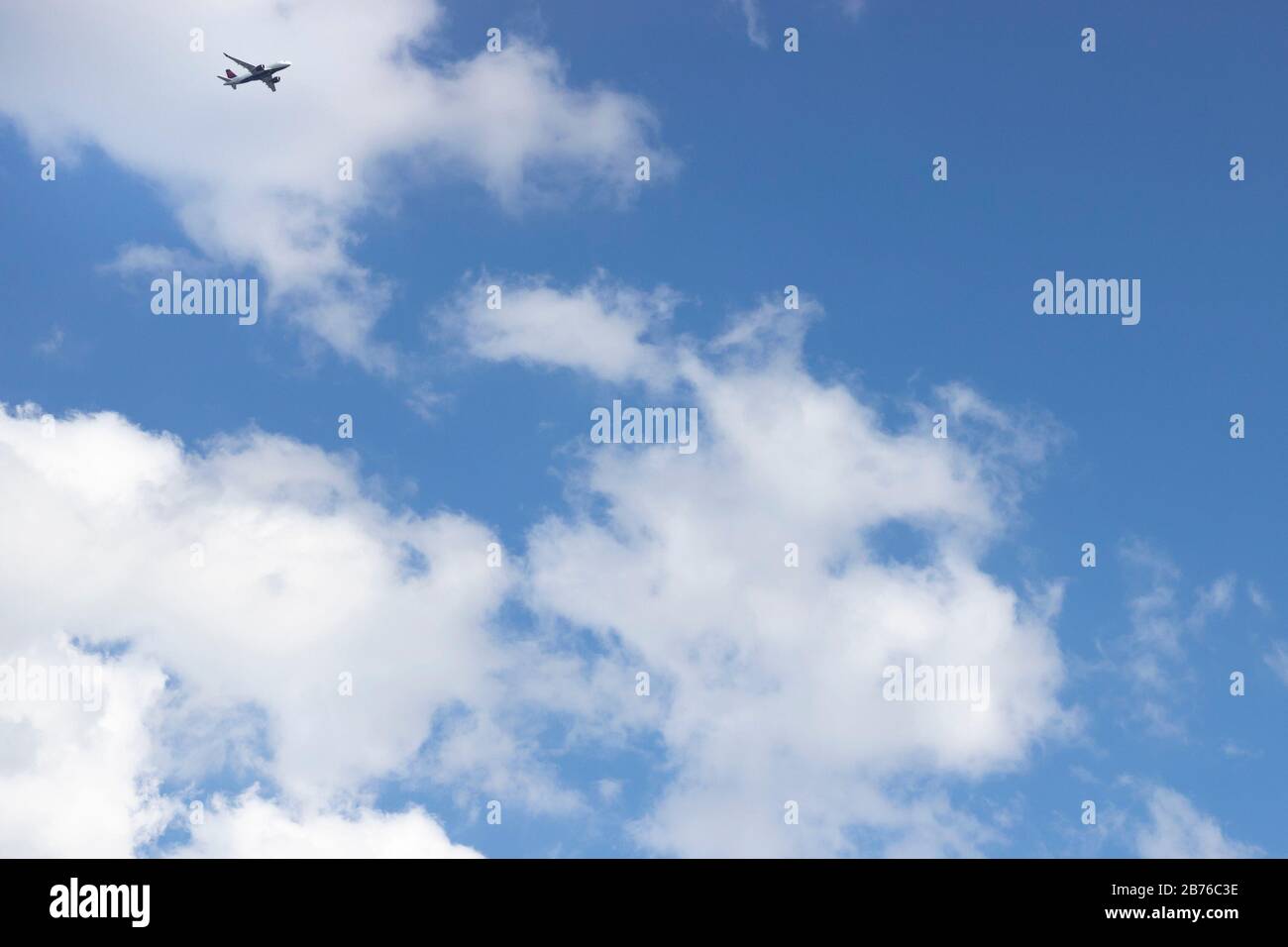 Airplane in Flight Stock Photo - Alamy