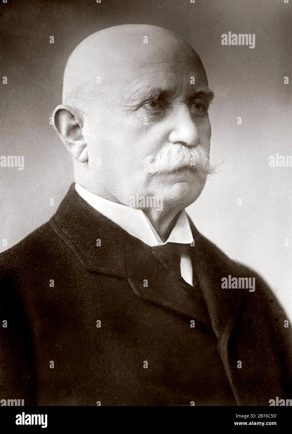 FERDINAND von ZEPPELIN (1838-1917) German general and inventor of ...
