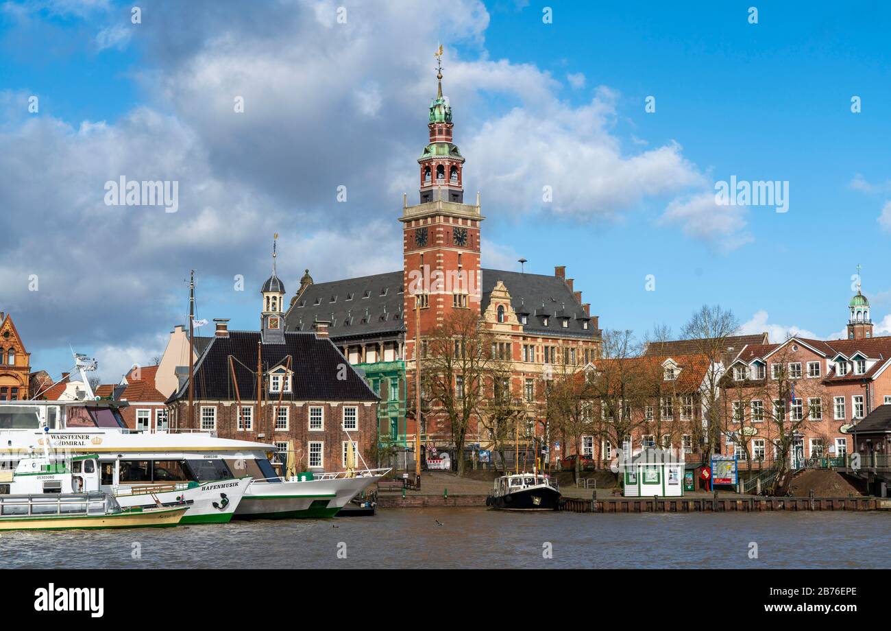 Skyline of the old town, at the Leda, town hall, museum harbour, old ...