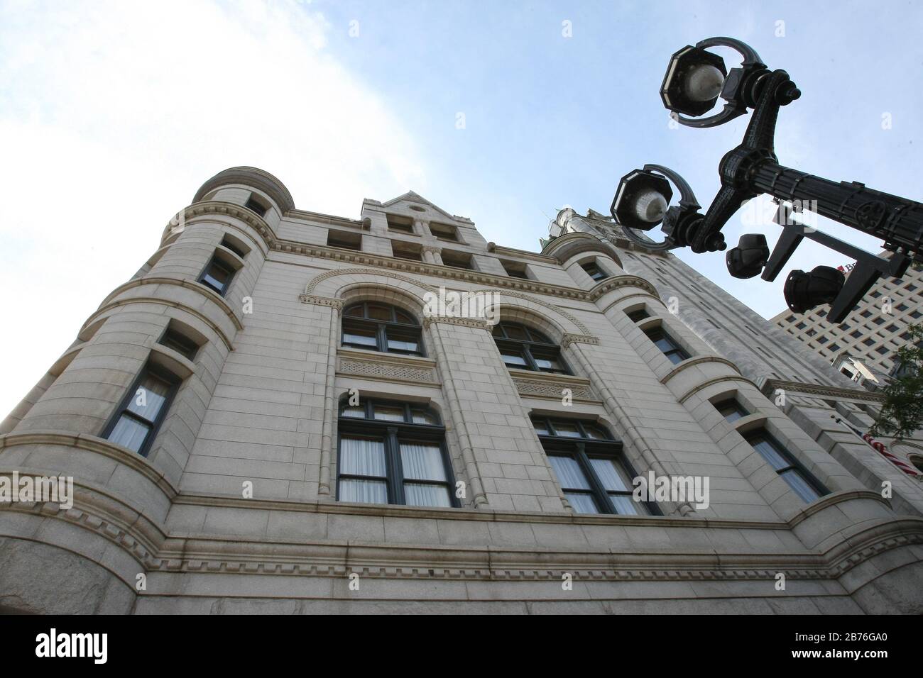 Federal courthouse milwaukee hi-res stock photography and images - Alamy