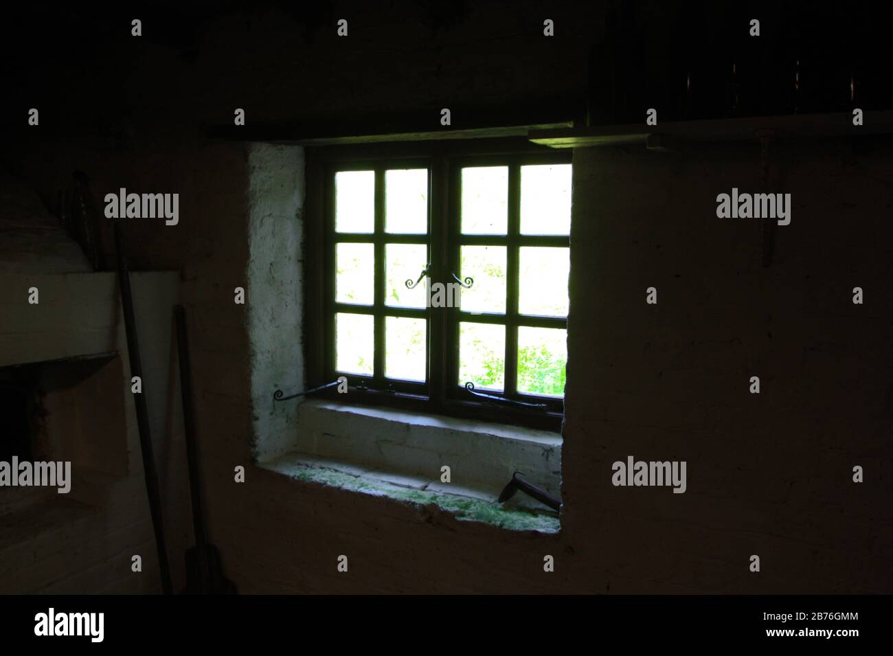 Old window,Daniels Water Mill, 18th Century working flour mill ...