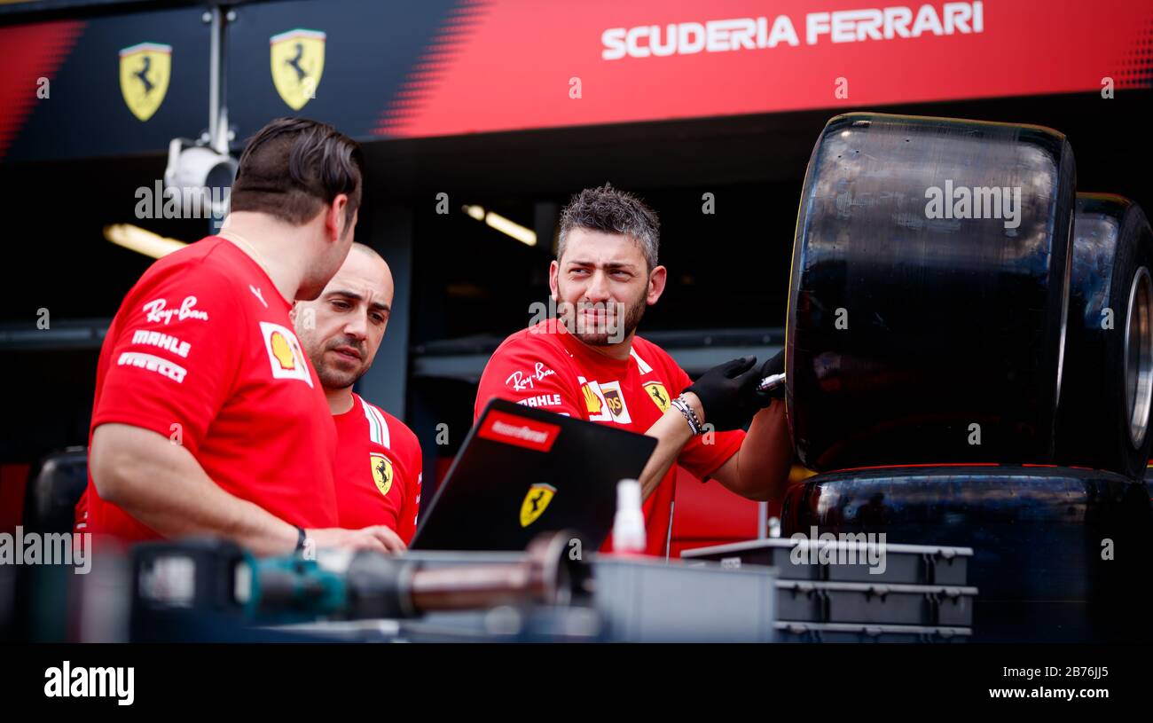 Scuderia ferrari mechanics hi-res stock photography and images - Alamy