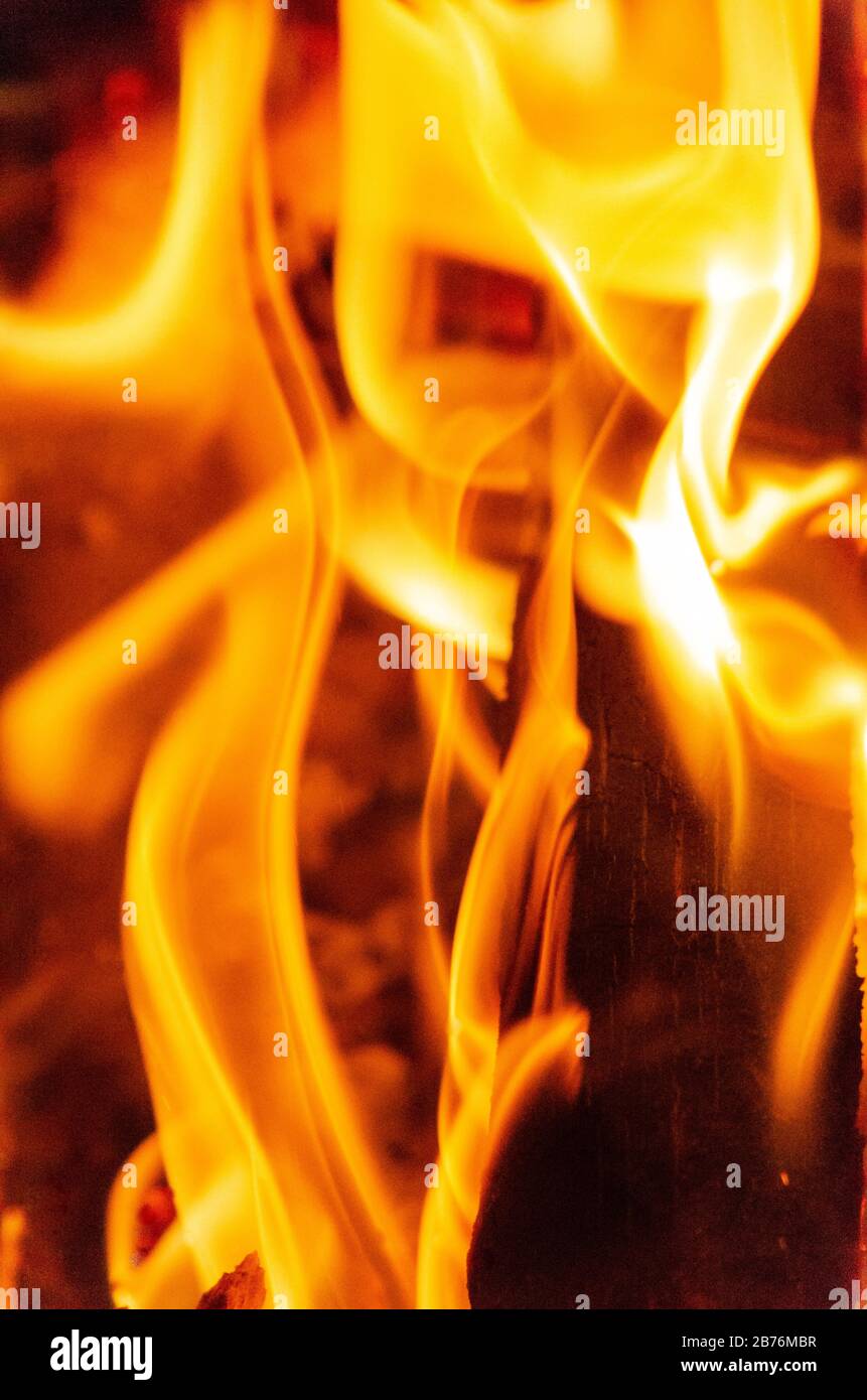 Woodsticks hi-res stock photography and images - Alamy