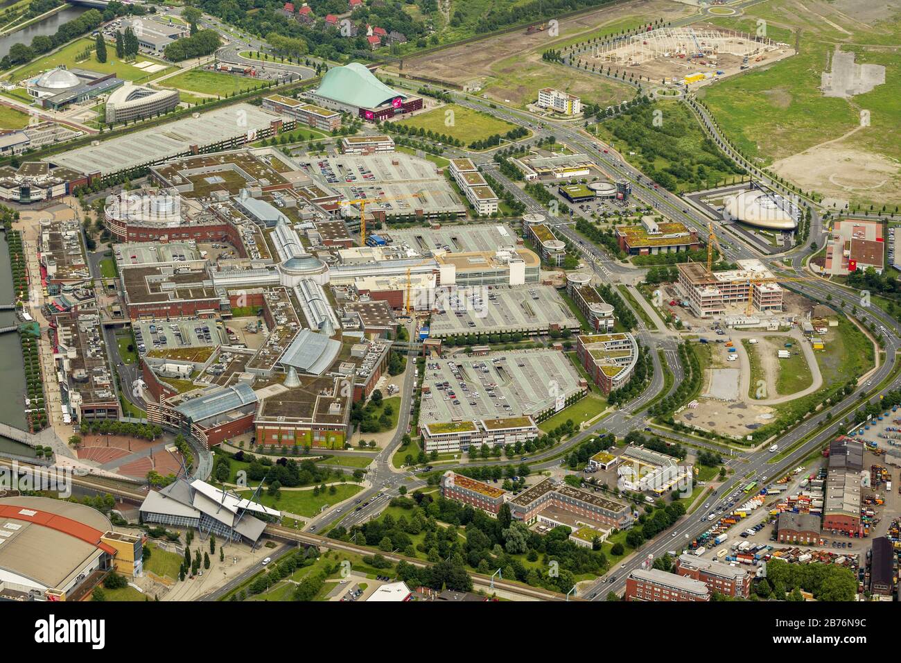 Centro shopping centre oberhausen hi-res stock photography and images ...