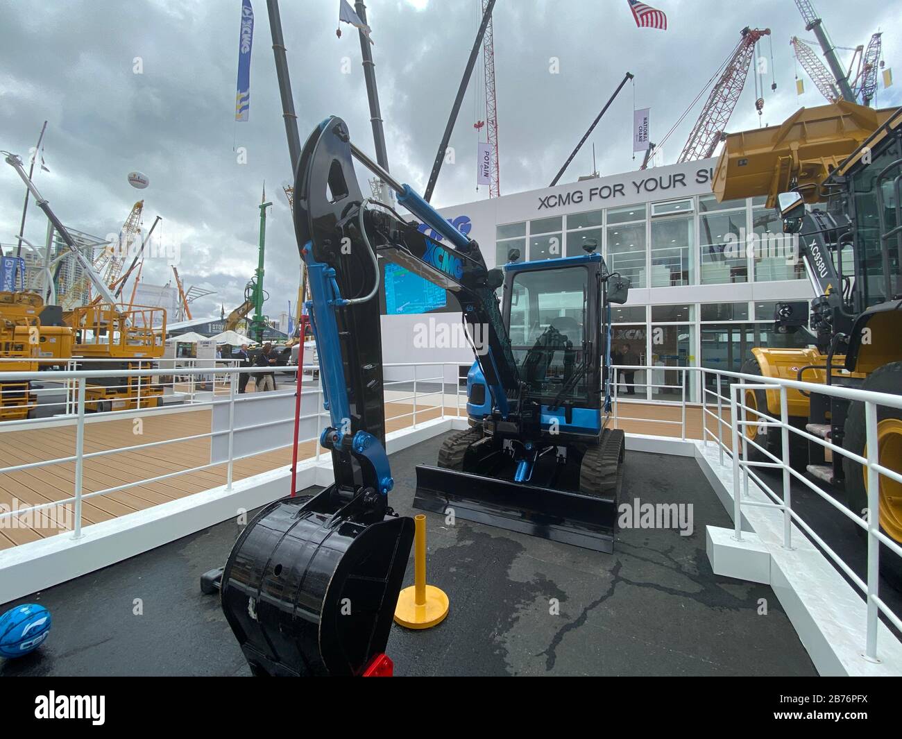 Xcmg construction equipment hi-res stock photography and images - Alamy
