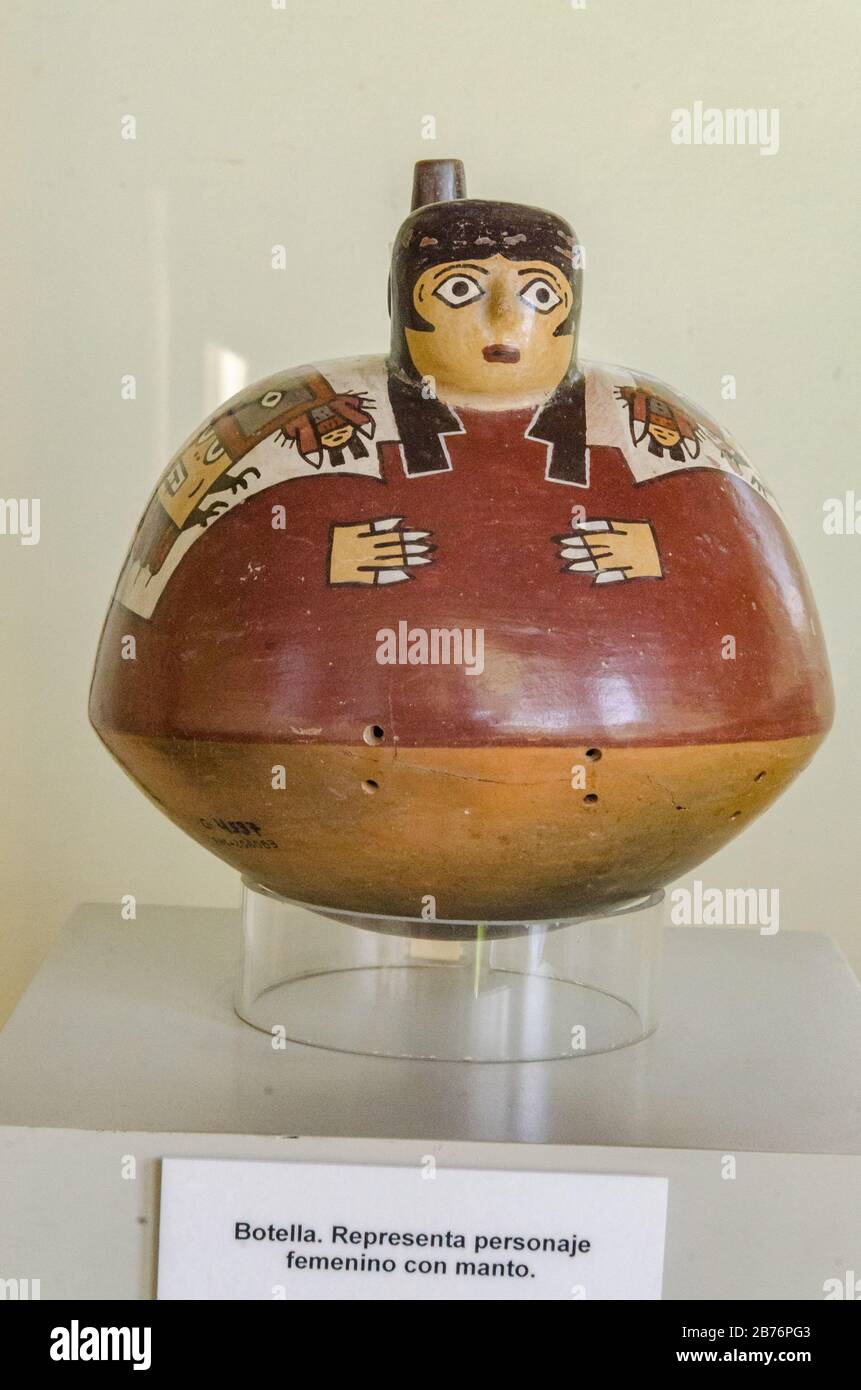 Clay bottle of a fat happy human shape Stock Photo - Alamy