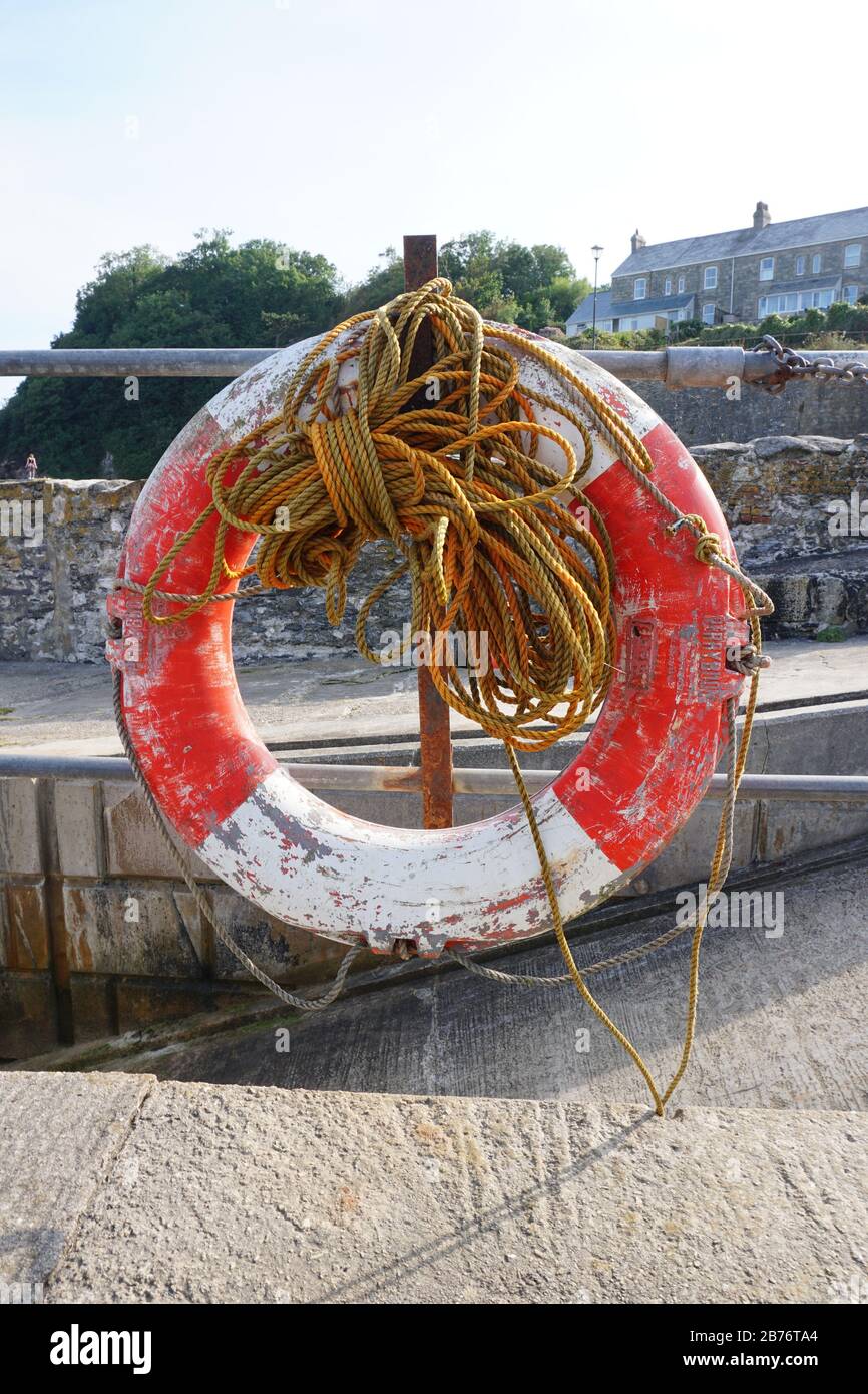 Cornwall coast rail line hi-res stock photography and images - Alamy