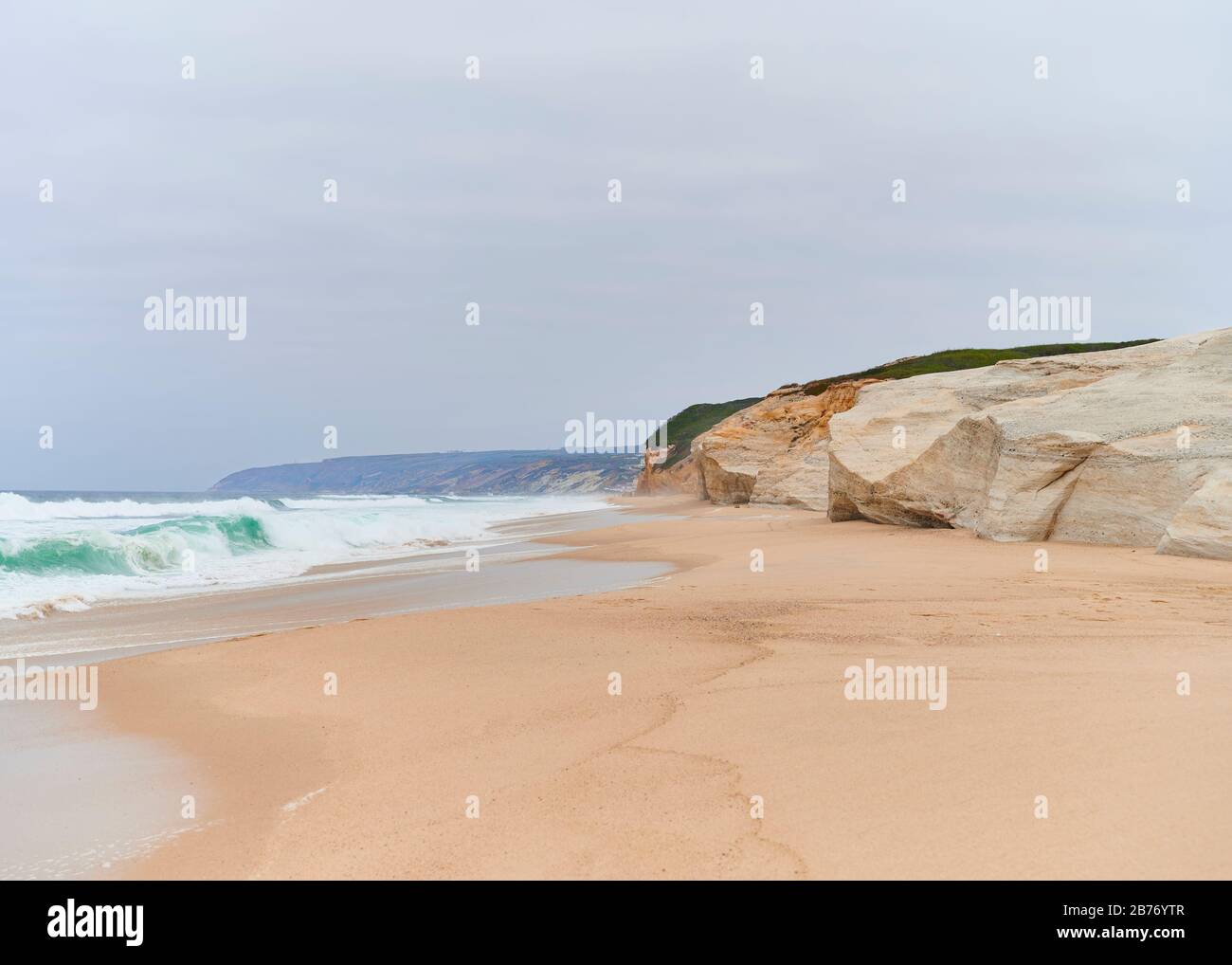 D'el Rey beach on overcast day Stock Photo - Alamy