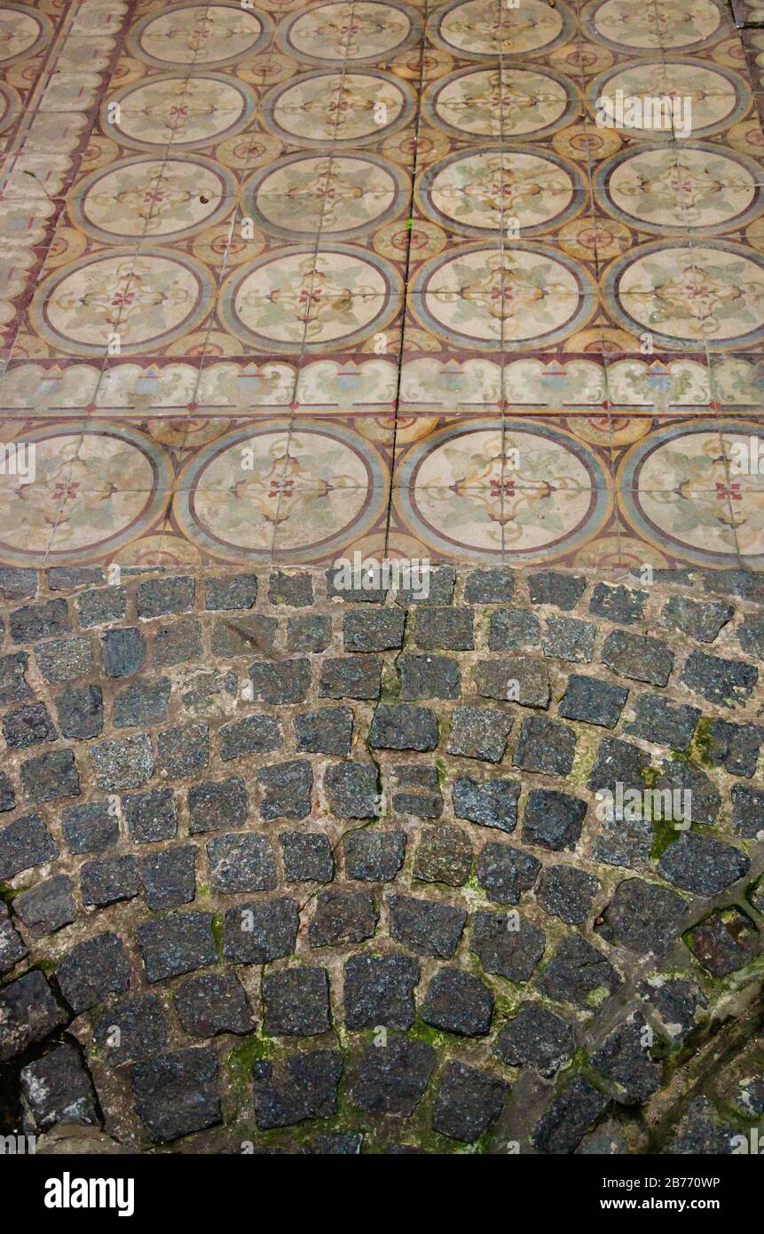 Faded tiles hi-res stock photography and images - Alamy