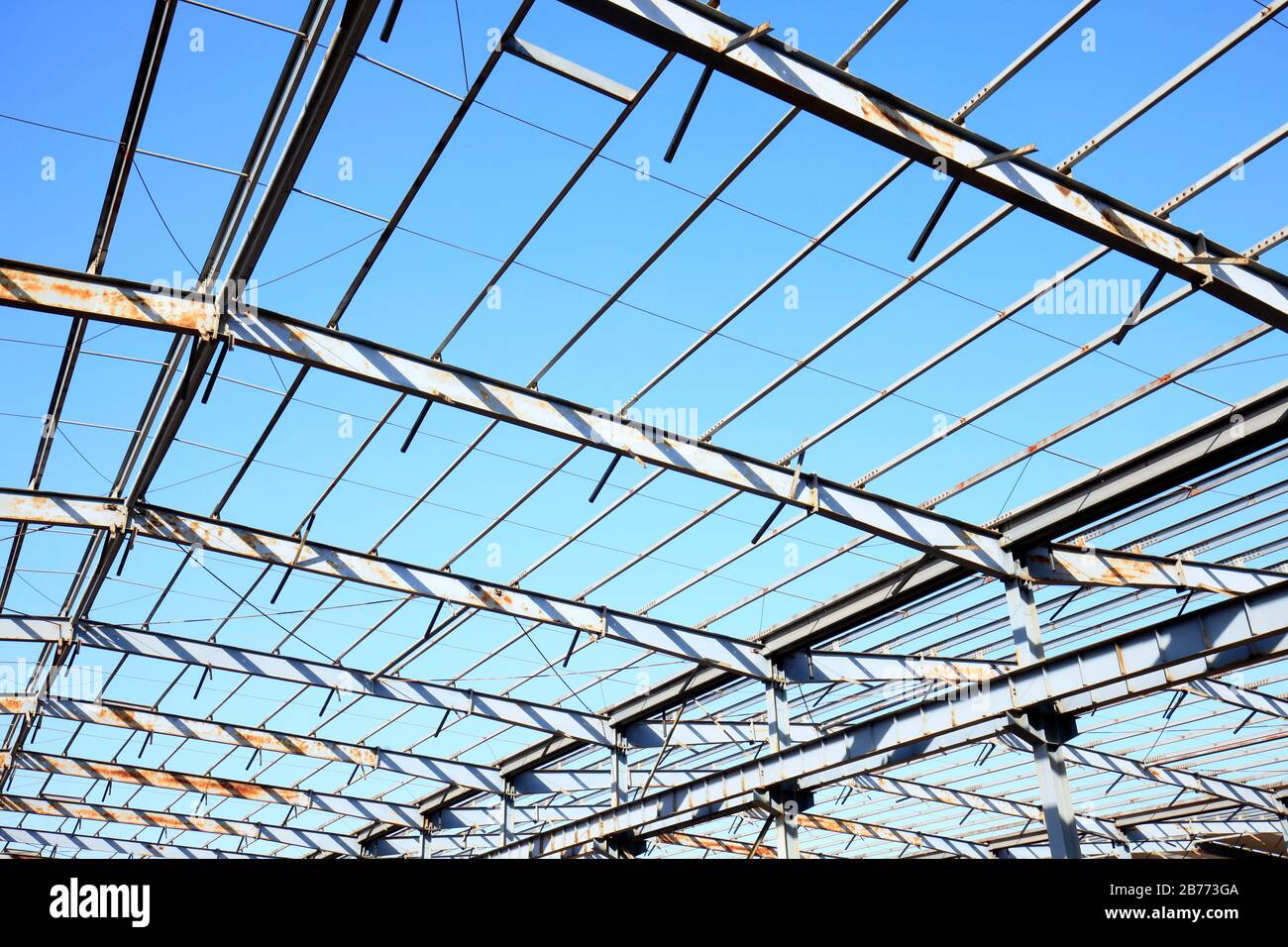 Steel frame structure at construction site Stock Photo - Alamy
