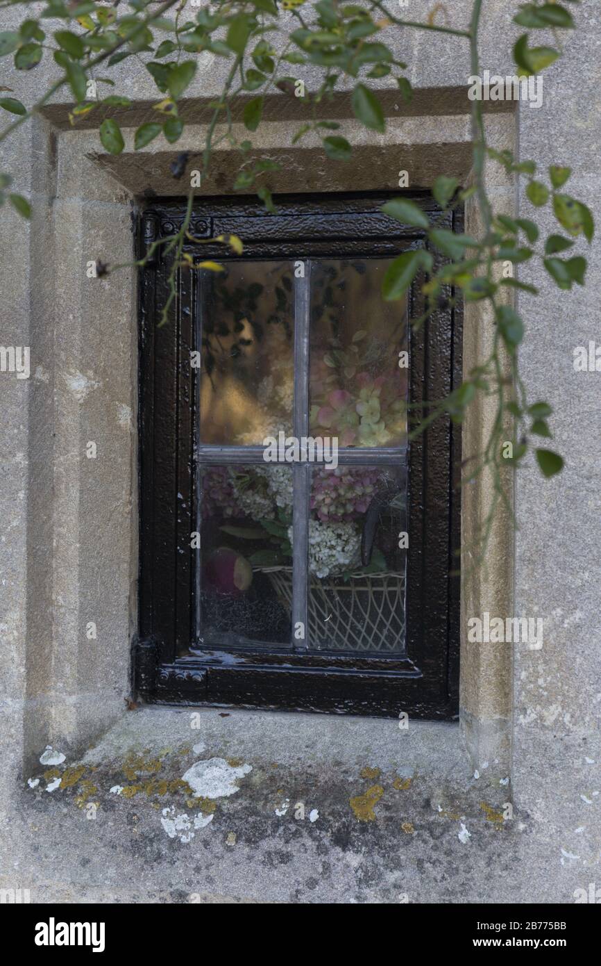 window viewed from outside Stock Photo - Alamy