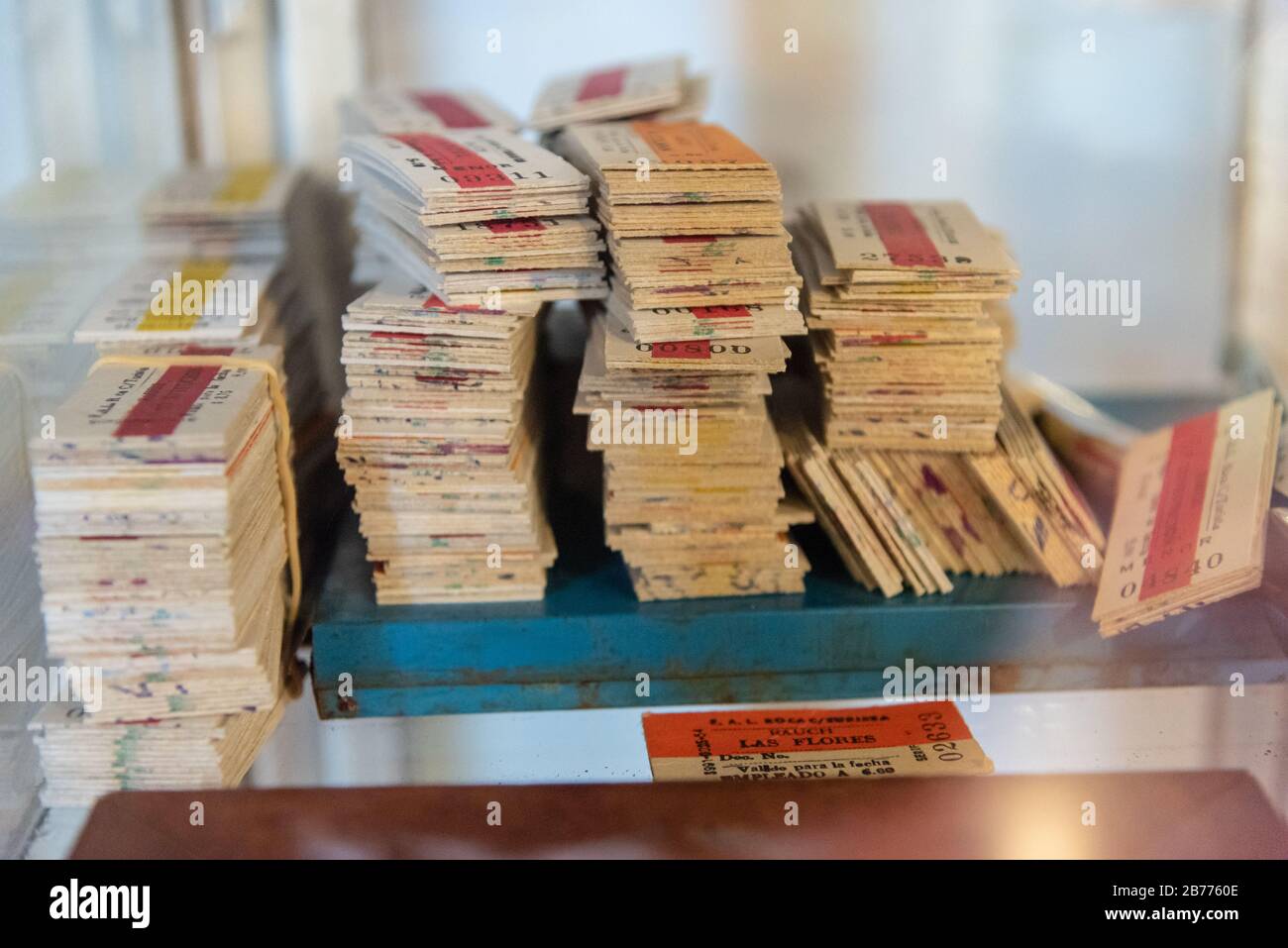 Cardboard train hi-res stock photography and images - Alamy