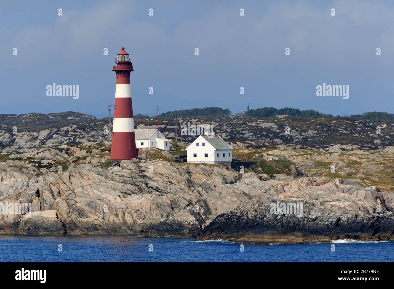 Hellisoy Lighthouse, Fredje Island, Bergen region, Hordaland County ...