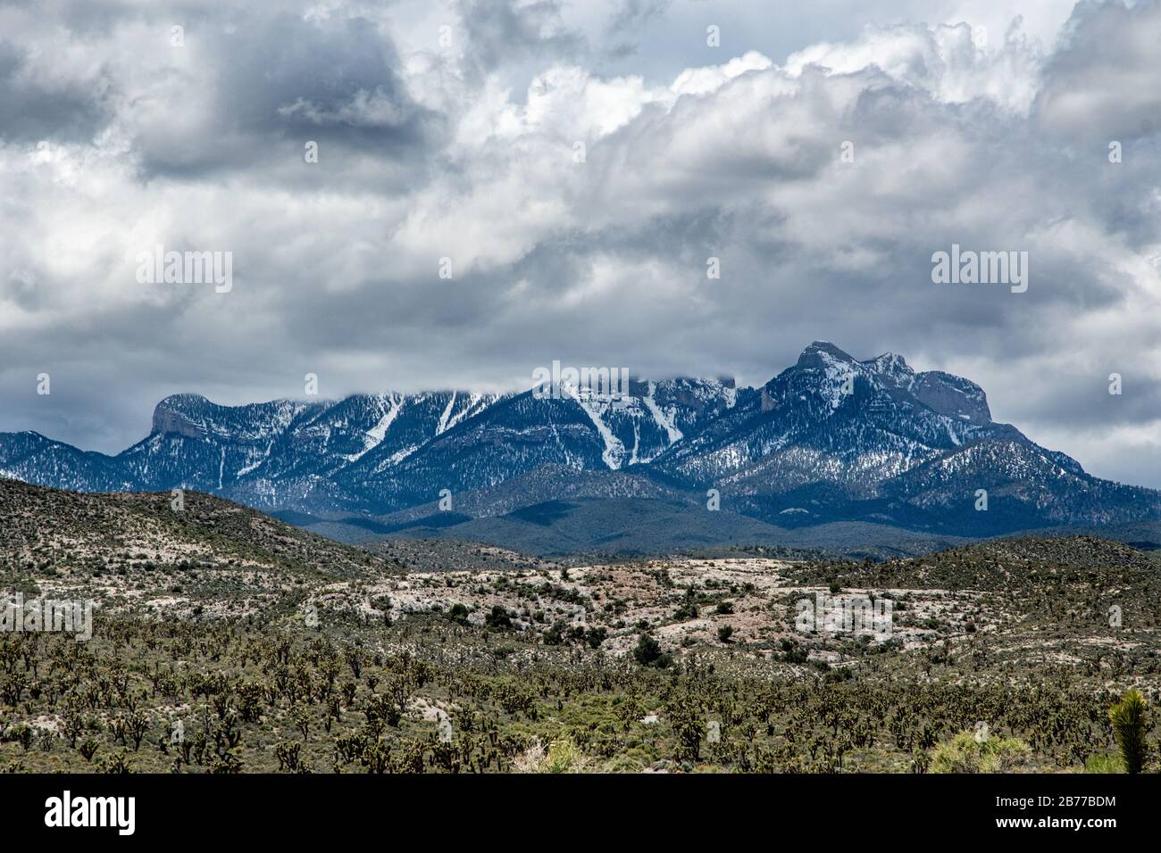 Gateway at peak resort hi-res stock photography and images - Alamy