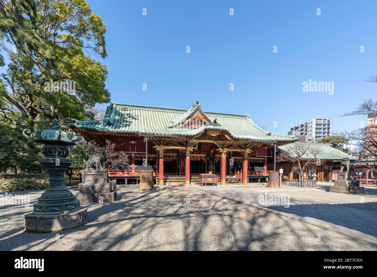 Nezu jinja shrine famous shinto hi-res stock photography and images - Alamy