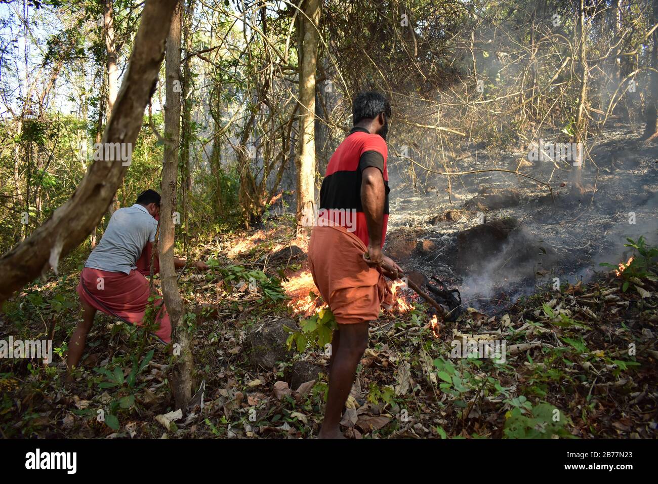 Fire fighting officers hi-res stock photography and images - Alamy