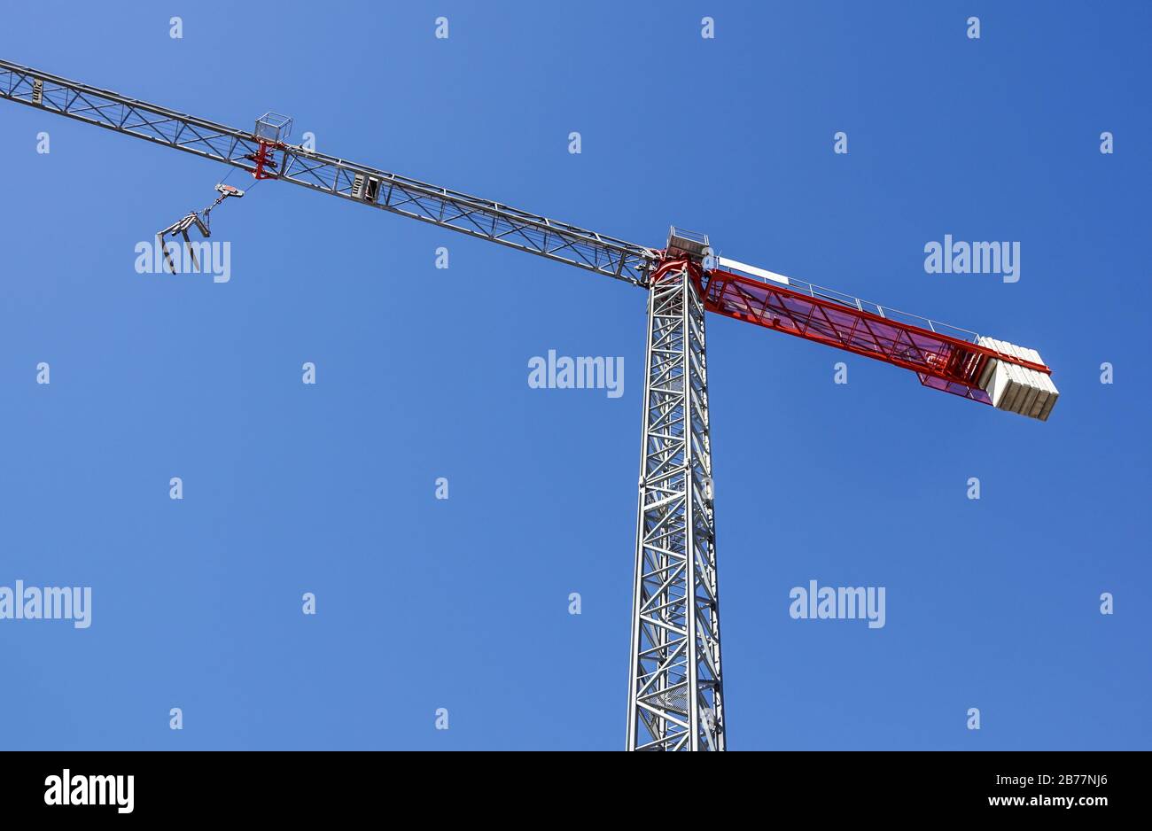 Blue tower crane hi-res stock photography and images - Alamy