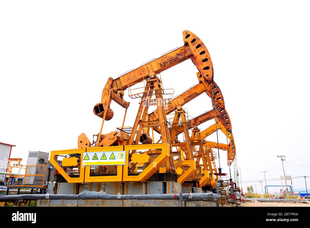Field site, oil beam pumping unit Stock Photo - Alamy