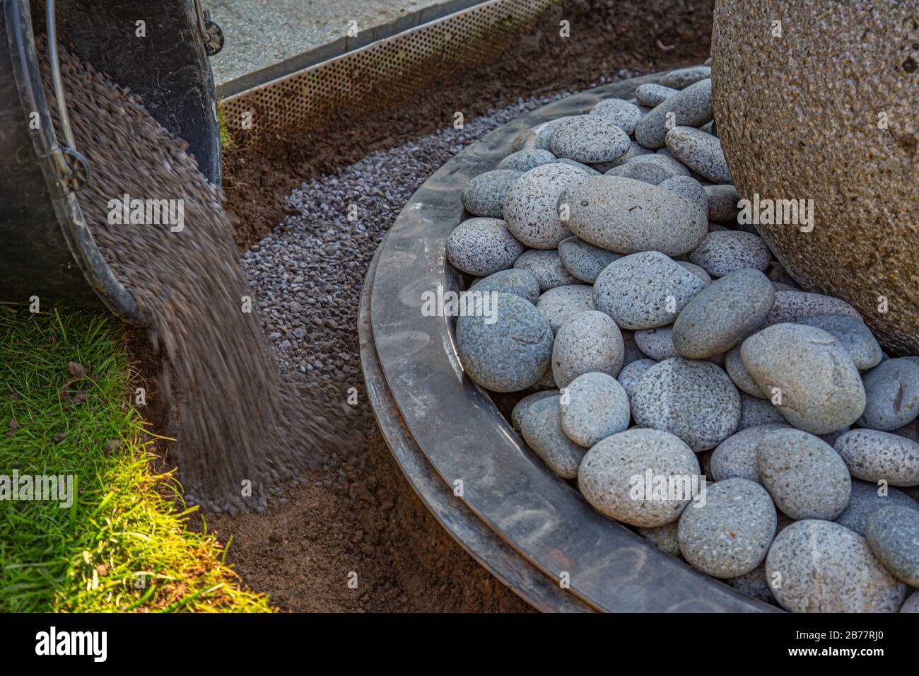Curb stones hi-res stock photography and images - Alamy