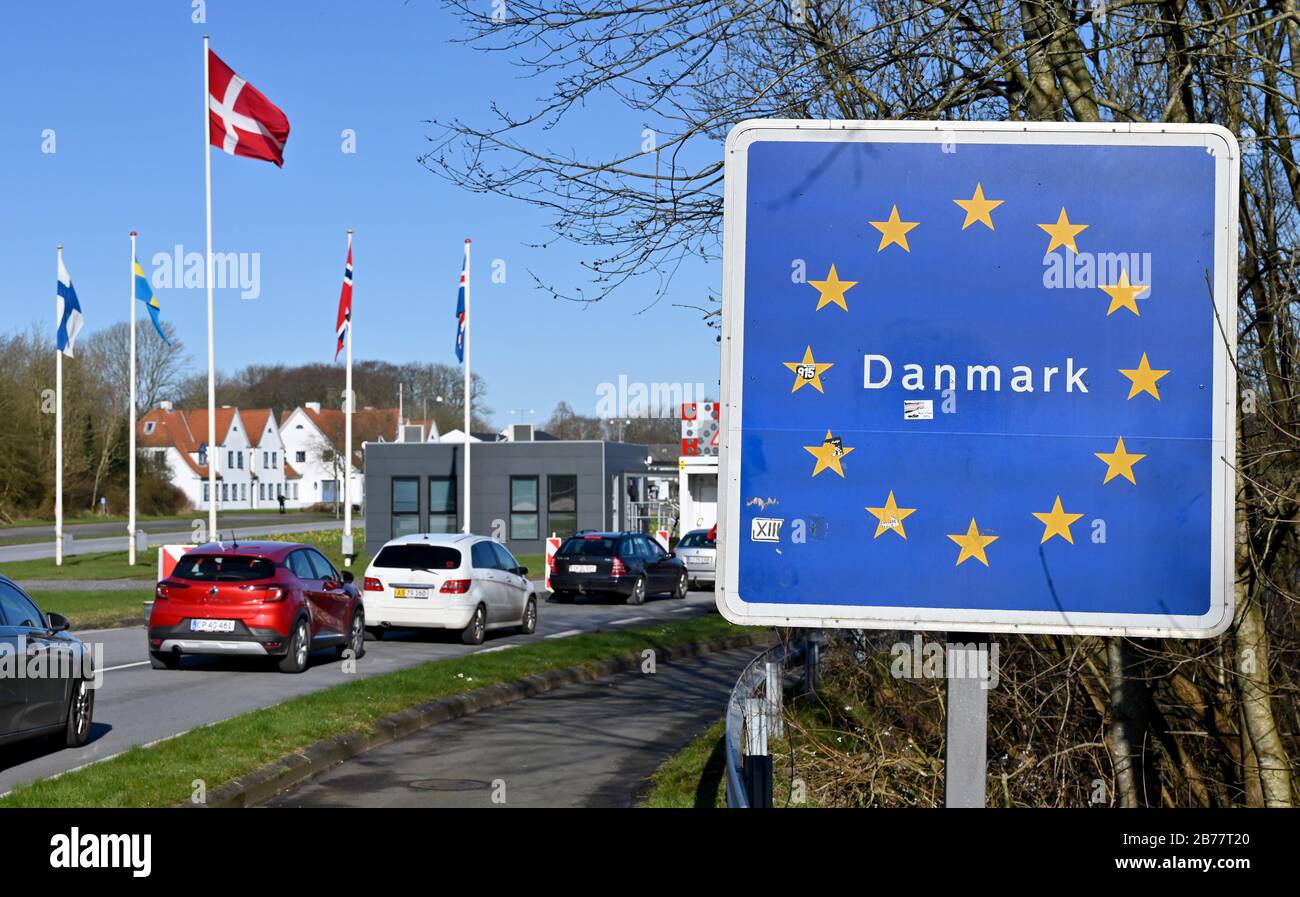 Flensburg, Germany. 14th Mar, 2020. Cars drive north to the German ...